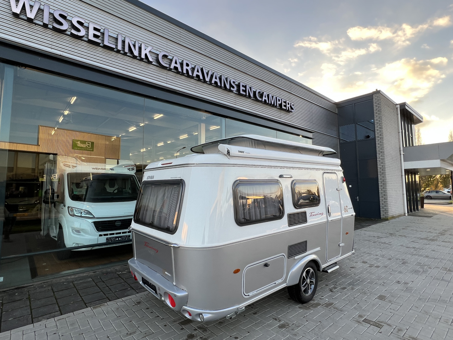 Hymer Eriba Touring Triton 430 Gt Als Pickup Camper In Leverkusen Bei